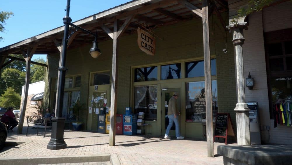 City Cafe makes list of 100 Dishes to Eat in Alabama Before You Die ...